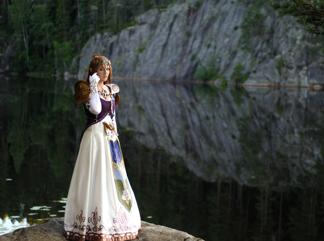 Cosplay Friday: The Legend of Zelda by techgnotic on DeviantArt